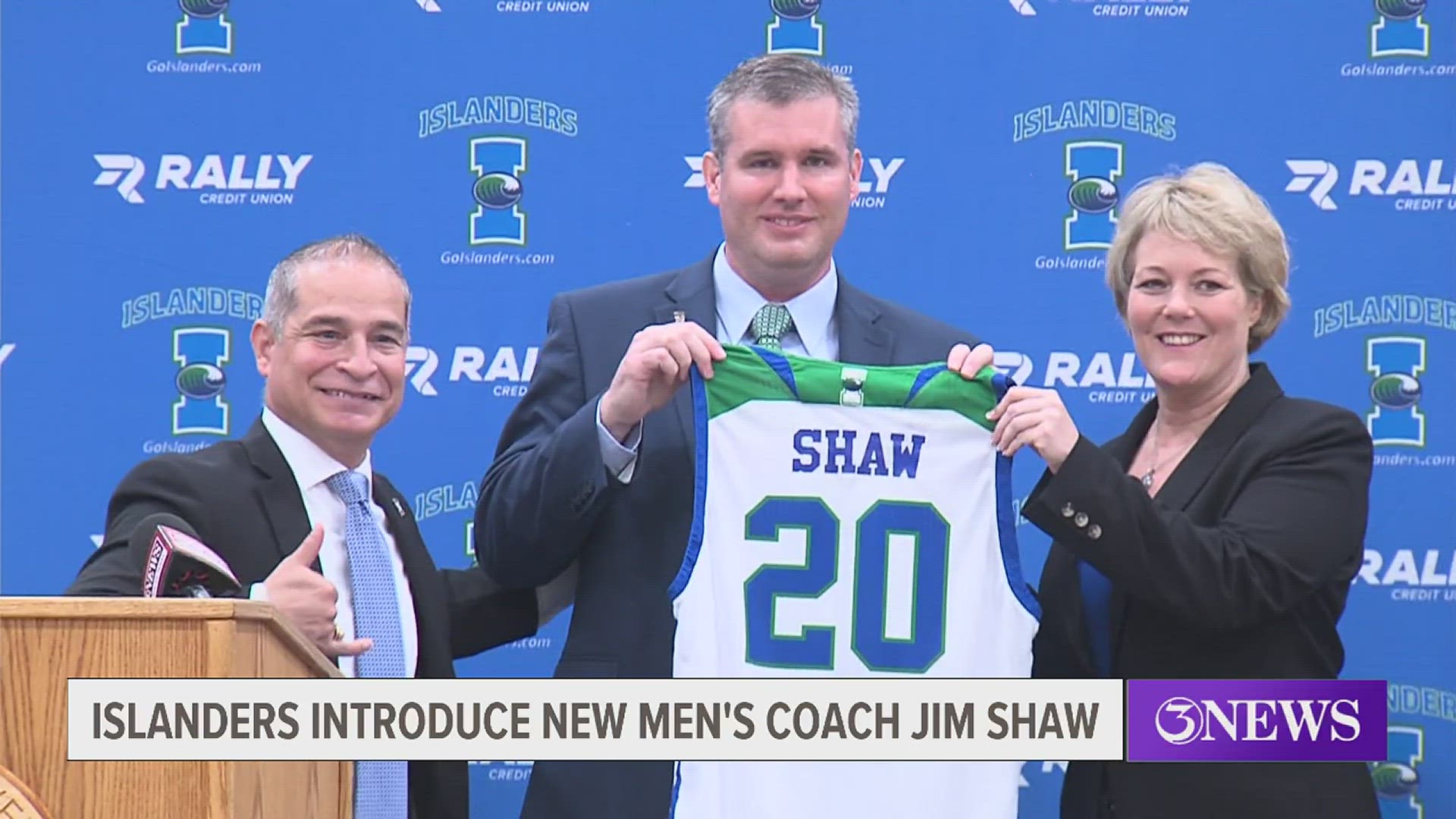 Shaw introduced as Islanders' next men's coach | kiiitv.com