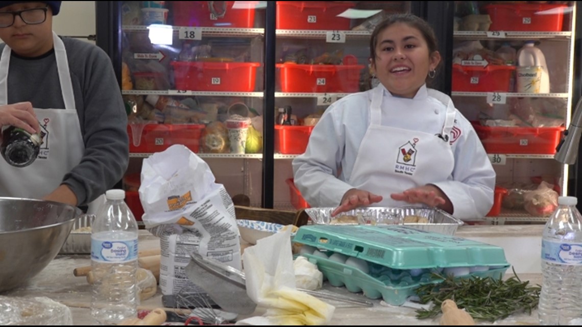 MasterChef Junior winner Rae Barker cooks for families at RMHC | kiiitv.com