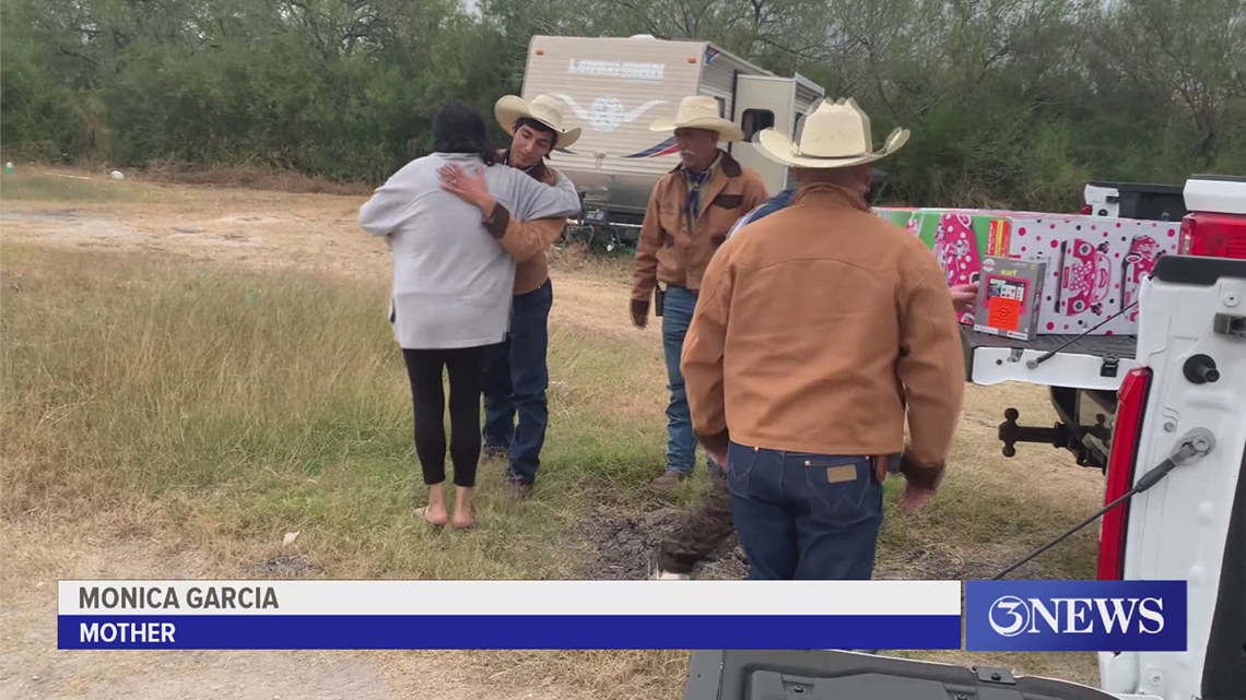 Wyatt Ranch spreads holiday cheer to Orange Grove family this season of ...