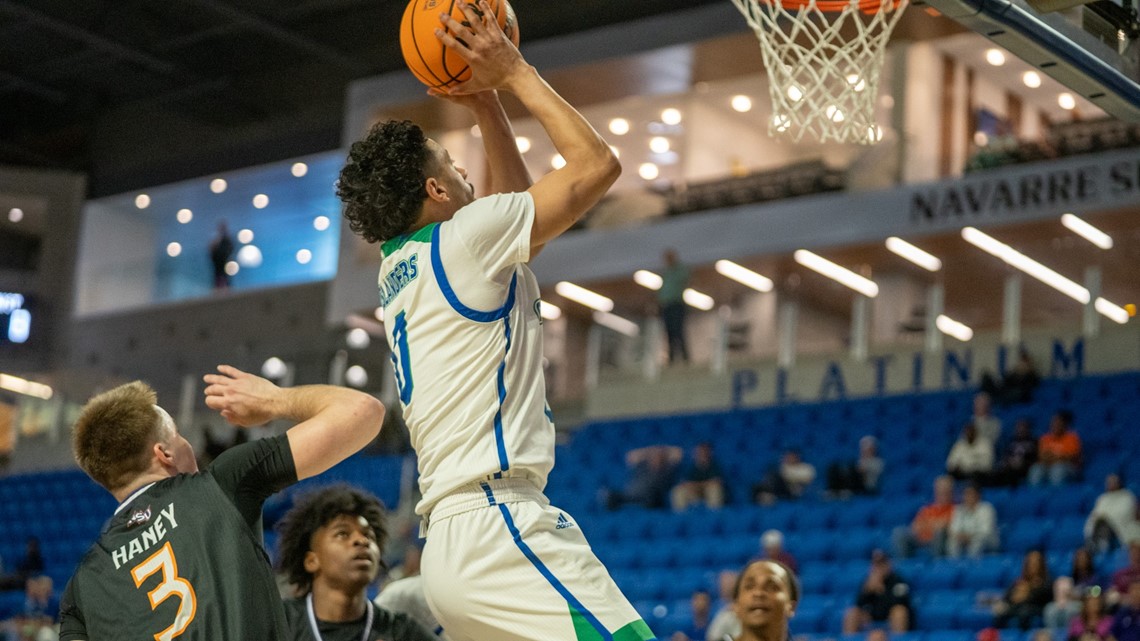Islanders are NCAA tourney-bound with win over Northwestern St ...