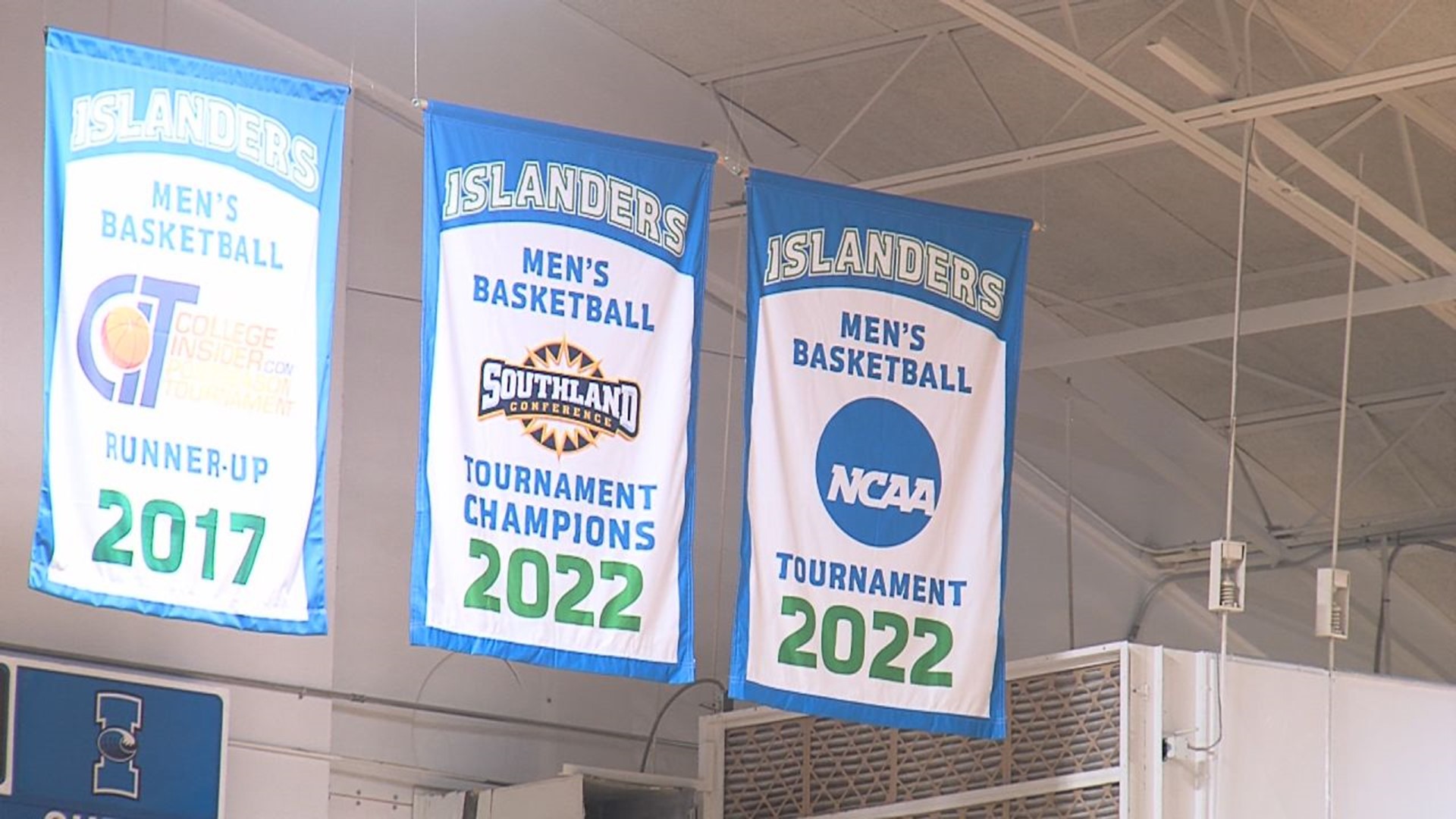 Islanders reloaded and ready to make repeat run at NCAA Tournament ...