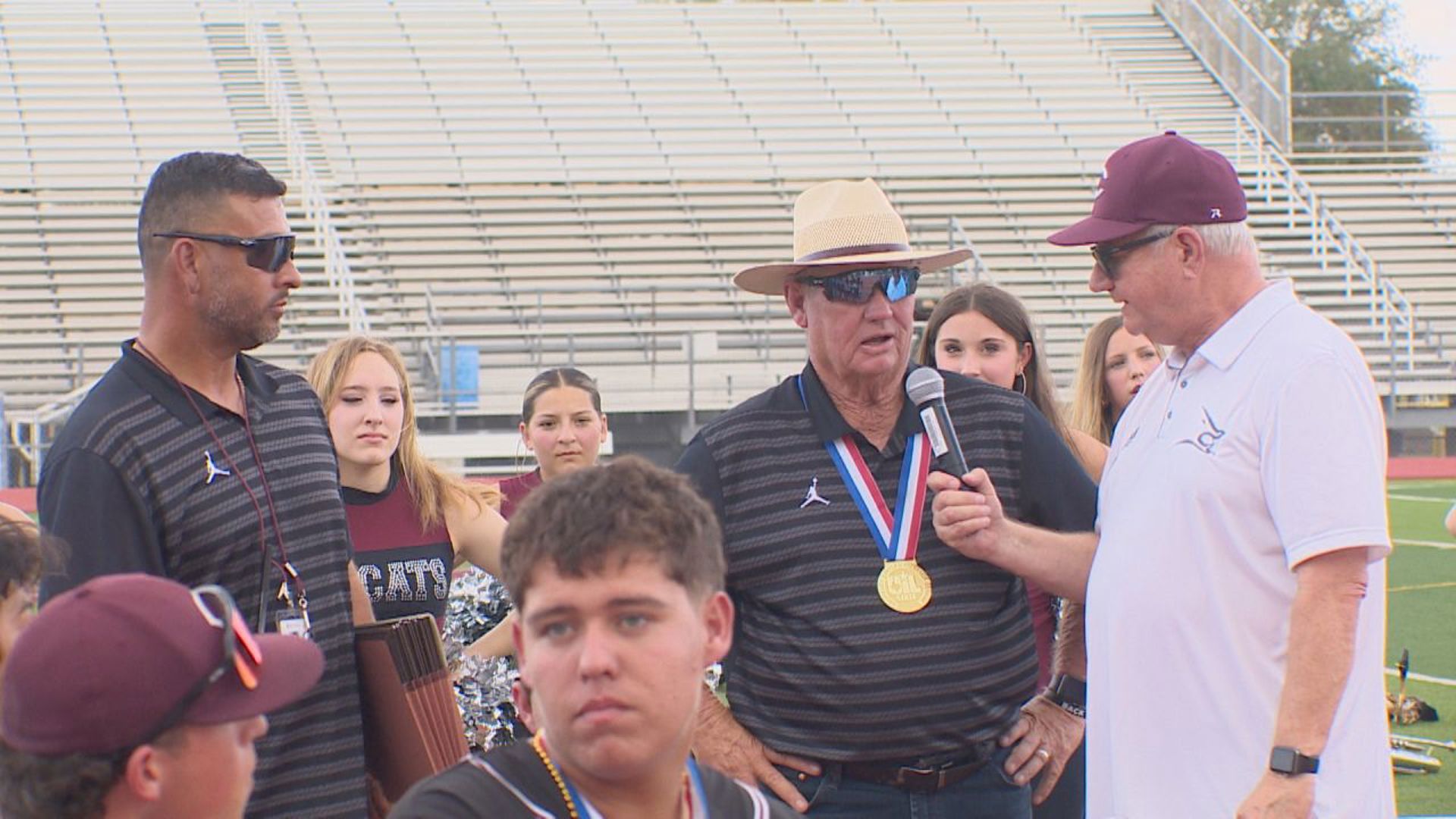 Calallen celebrates baseball and softball titles with parade | kiiitv.com