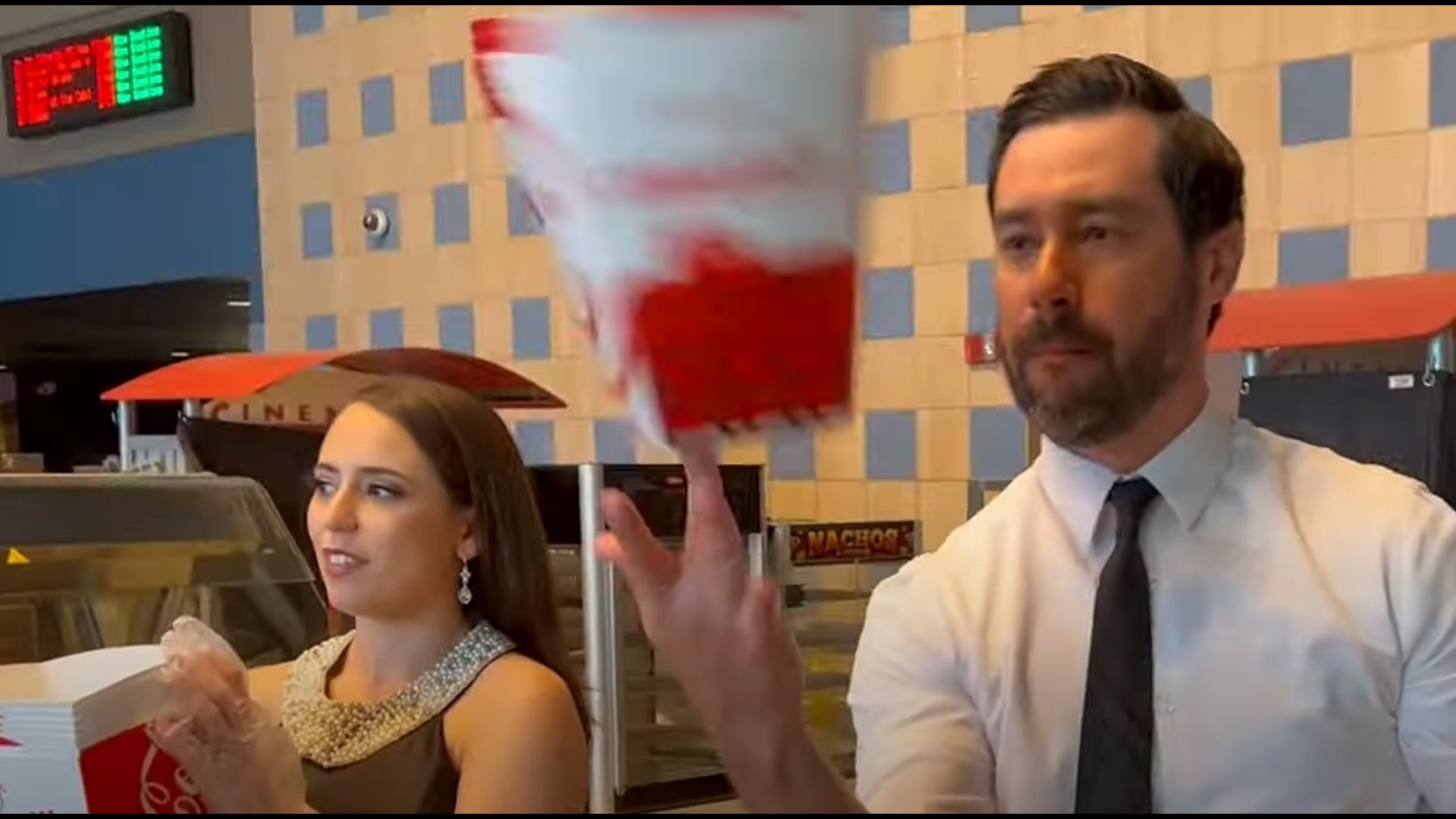 Popcorn tub spinning tutorial with Popcorn Guy Jason Grosboll | kiiitv.com