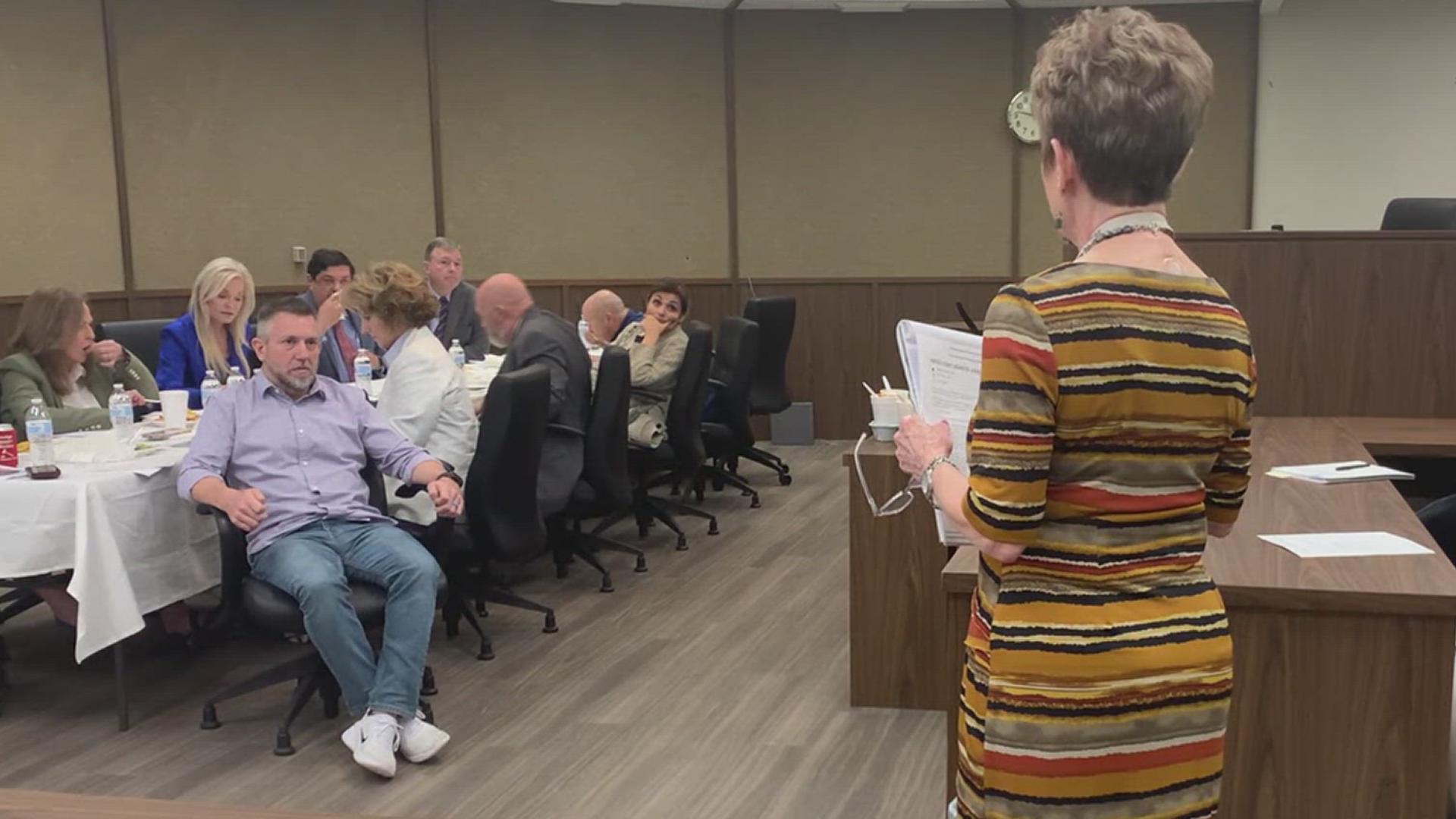 District Clerk questioned by judges over filing issues | kiiitv.com