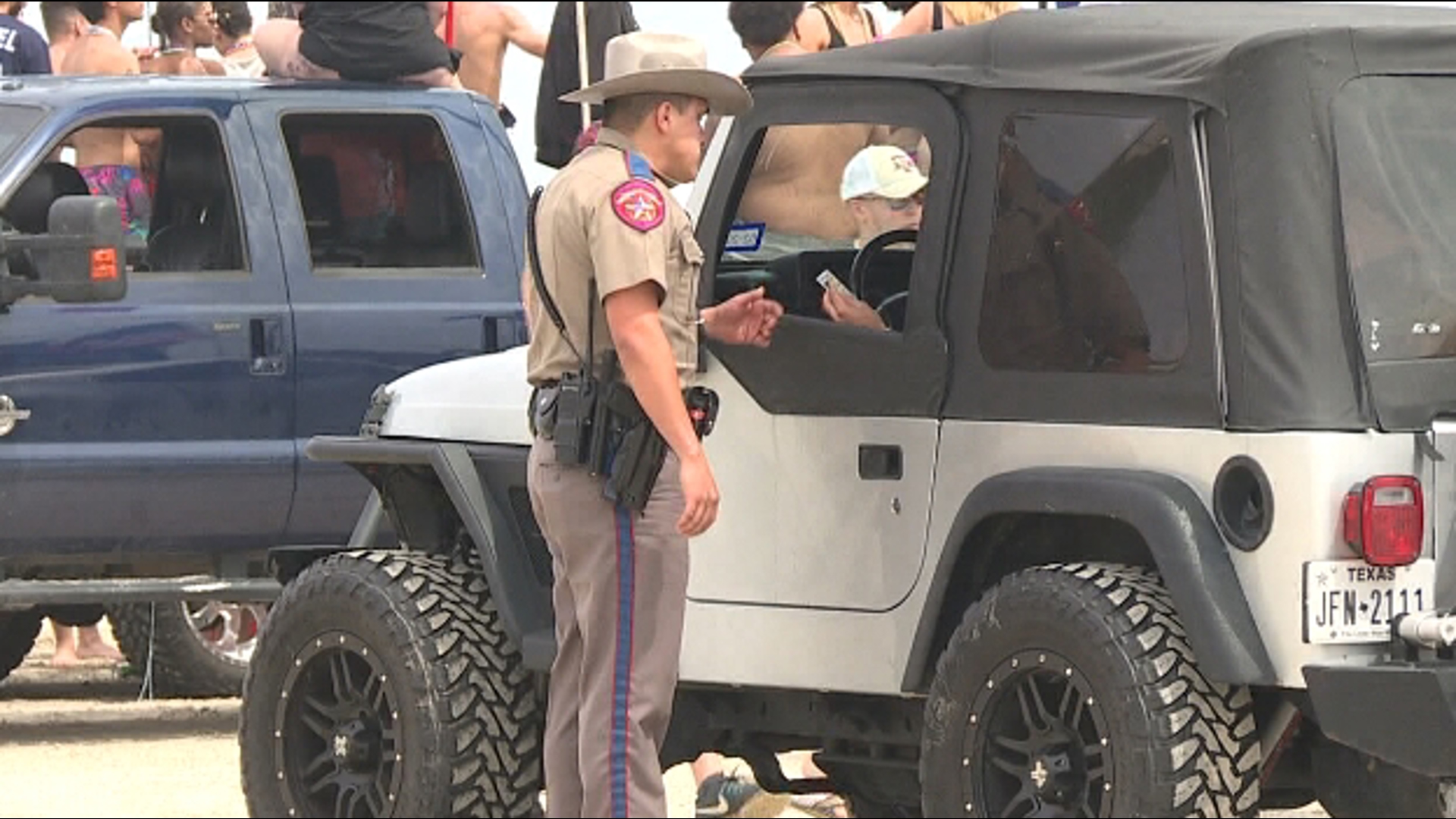 Guajardo defeats Hunter in runoff race for Corpus Christi mayor ...