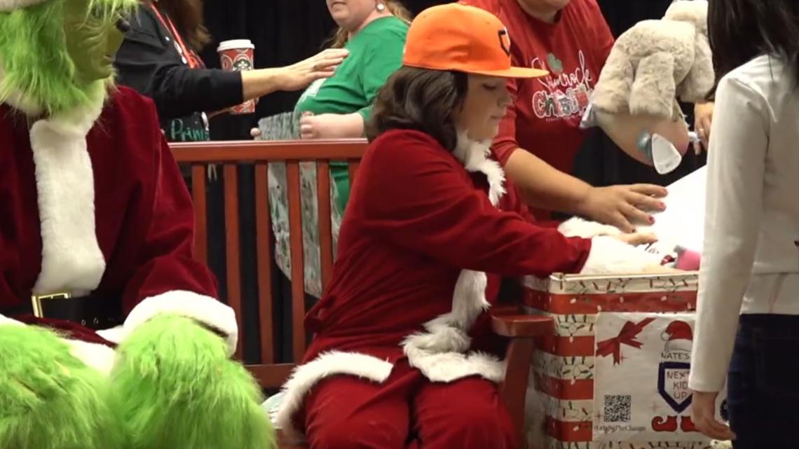 Nate's Next Kid Up donates toys to Schanen Estates Elementary School ...