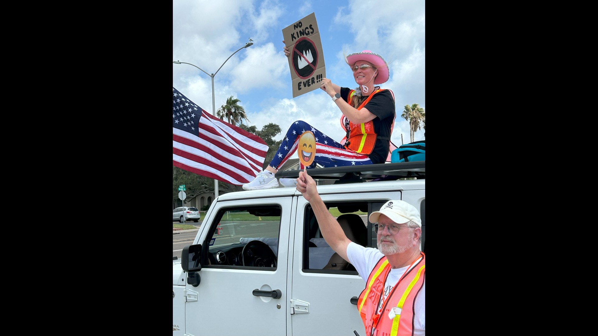 Trump Train on Ocean Drive | kiiitv.com