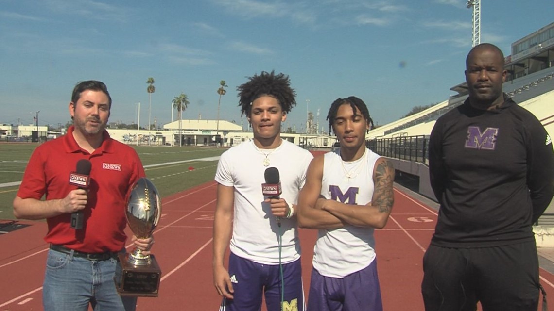 Miller Bucs presented "Golden Pigskin" for Blitz Play of the Year ...