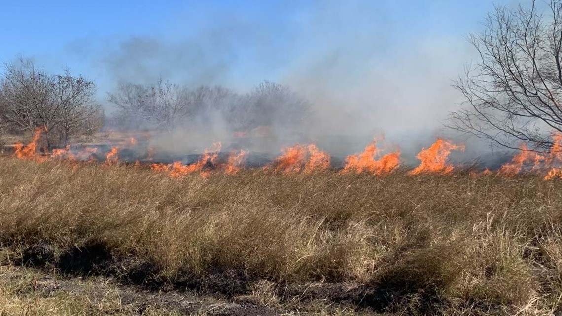 Nueces County ESD#3 respond to Bishop barn fire | kiiitv.com