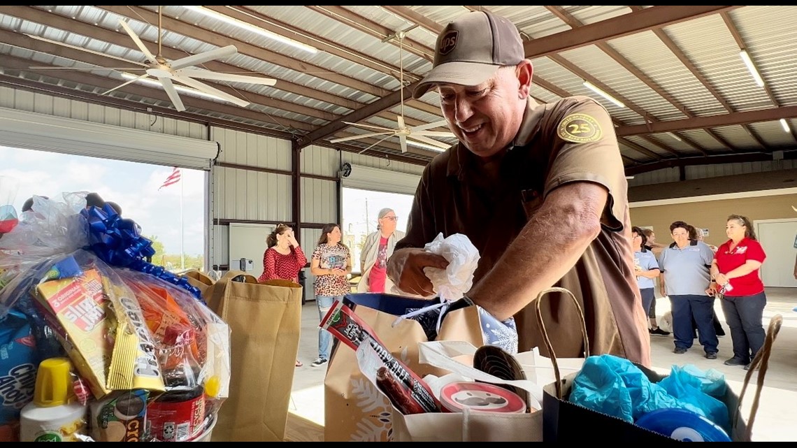 Community comes together to thank South Texas UPS driver | kiiitv.com