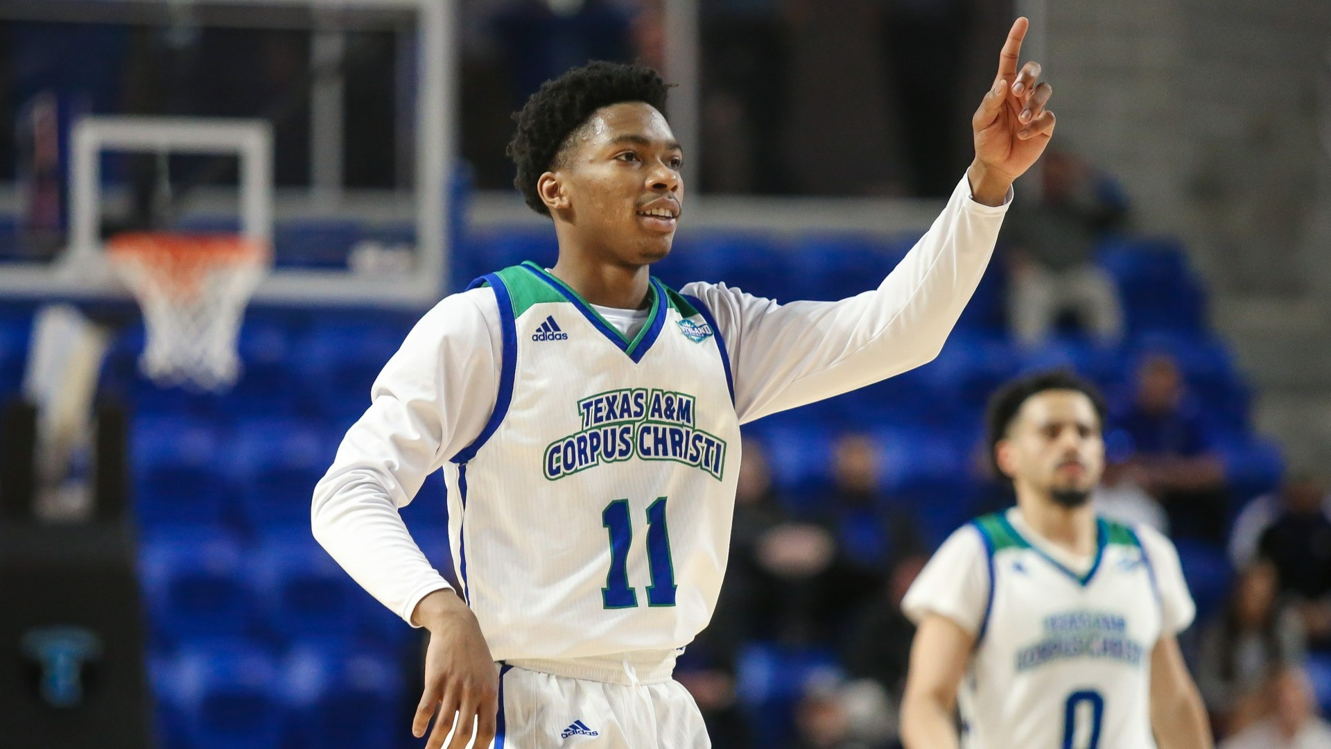 Islanders men clinch spot in Southland Championship Wednesday | kiiitv.com