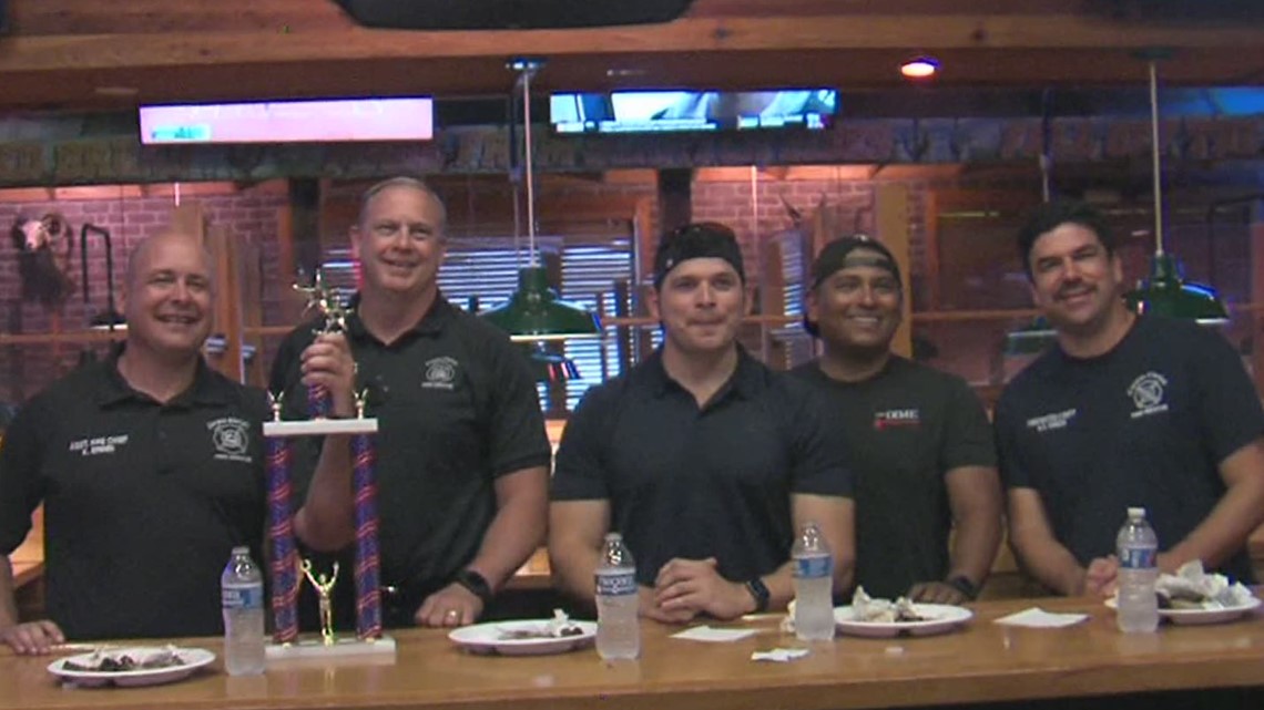 Rib eating contest at the Texas Roadhouse | kiiitv.com