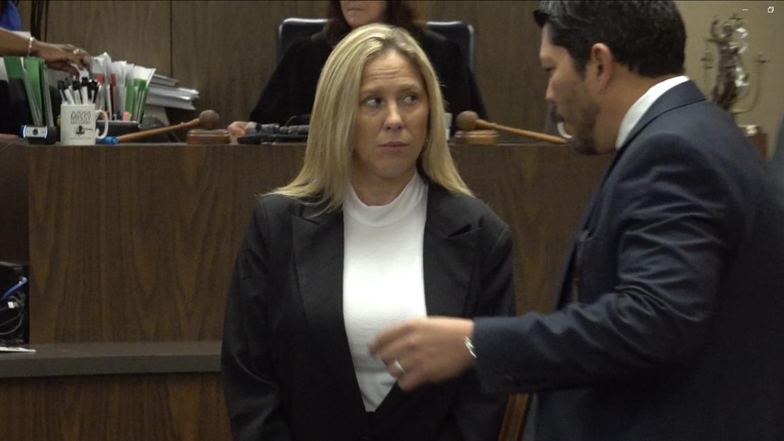 Animal rehabilitation center uses honey to heal sea turtles | kiiitv.com