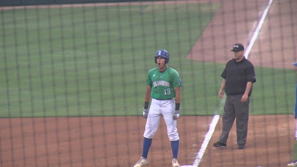 Islanders baseball tops visiting Texas Longhorns | kiiitv.com
