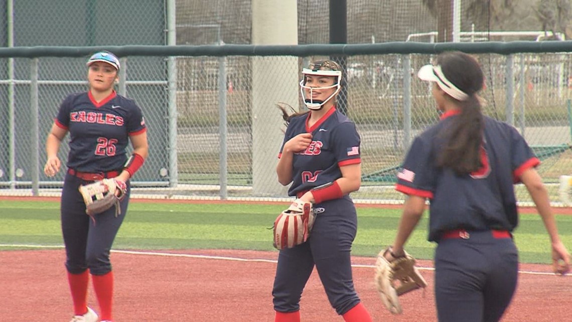 Softball opener: Veterans Memorial falls to San Benito | kiiitv.com