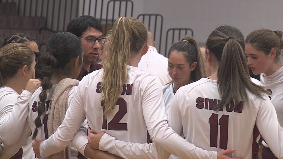 Tues. 8/8 Volleyball: Sinton tops King at home | kiiitv.com