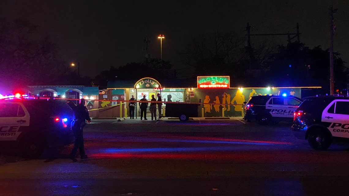 Two women shot, one killed at Molly's Irish Pub, suspect in custody ...