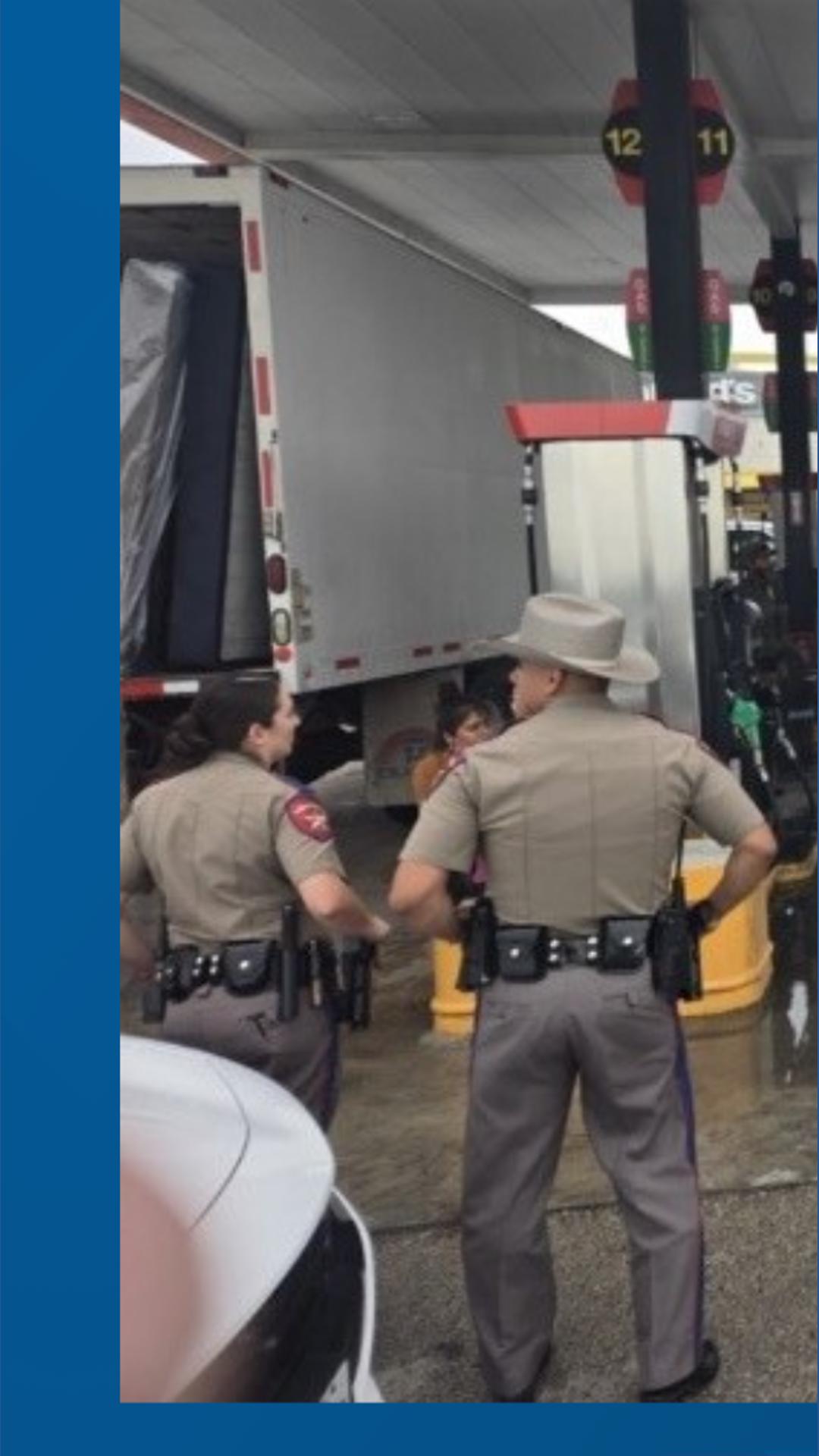 25 undocumented immigrants found hidden in box truck | kiiitv.com