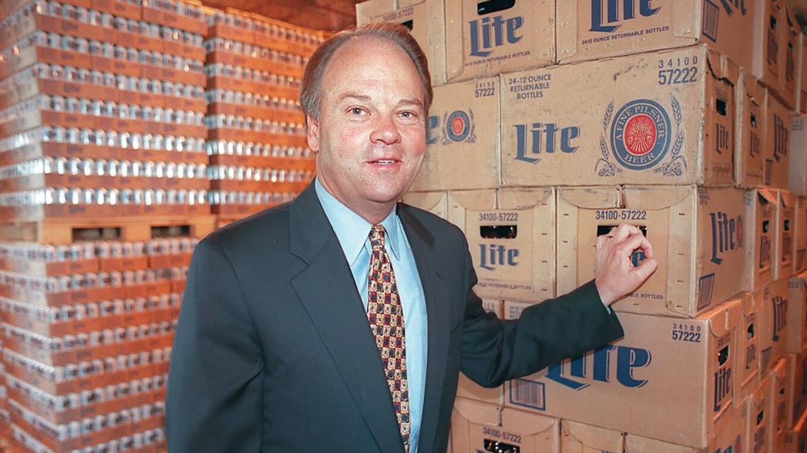 Andrews' Distributing's Barry Andrews dies | kiiitv.com