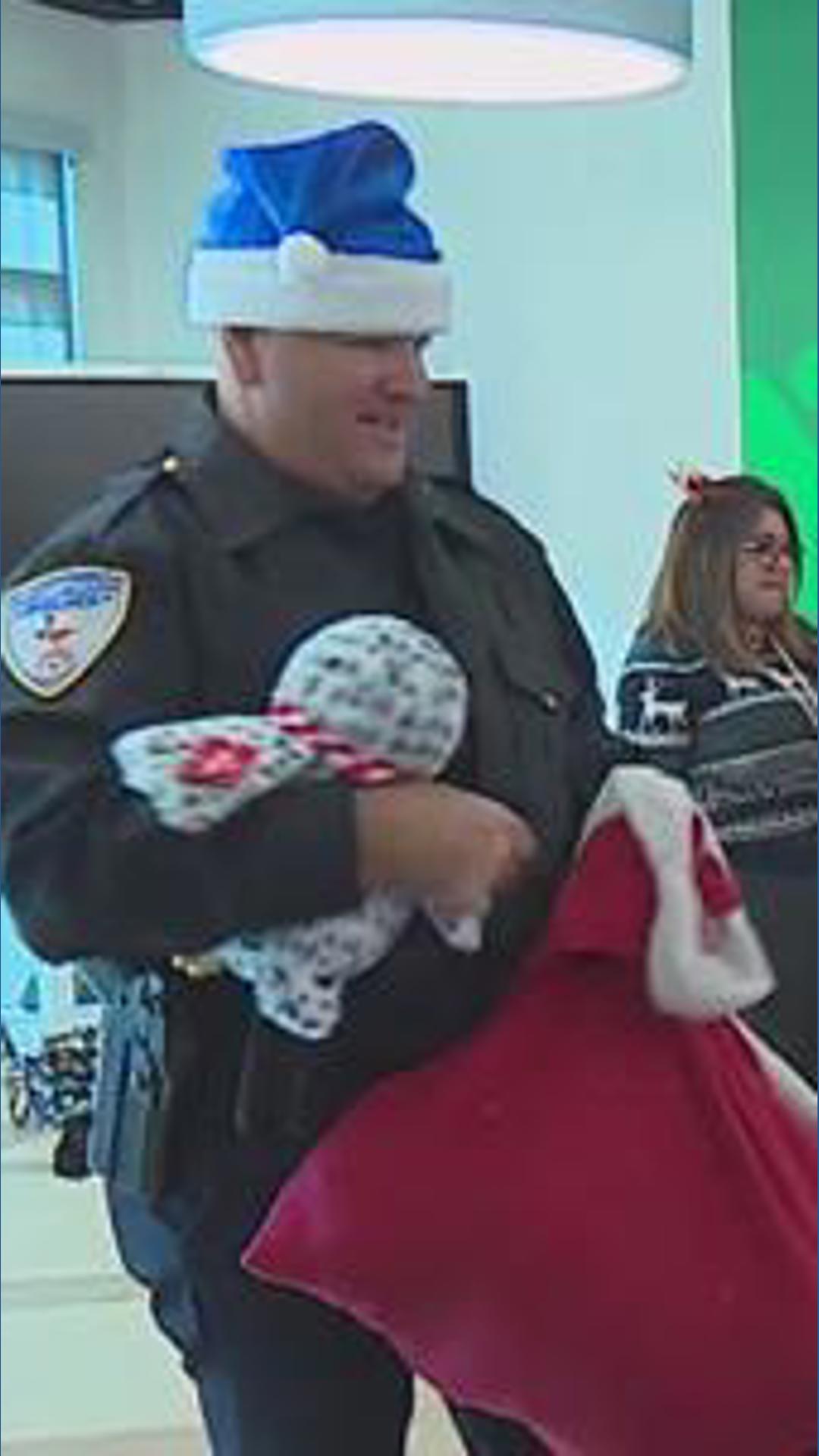 CCISD police spread Christmas cheer at local elementary schools ...