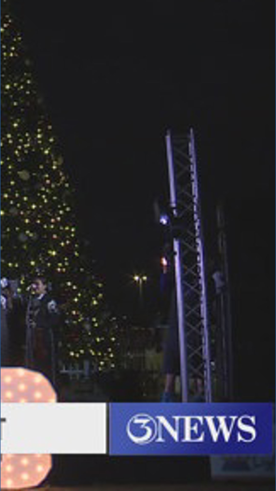 Tree lighting brings holiday cheer to Waters Edge Park | kiiitv.com