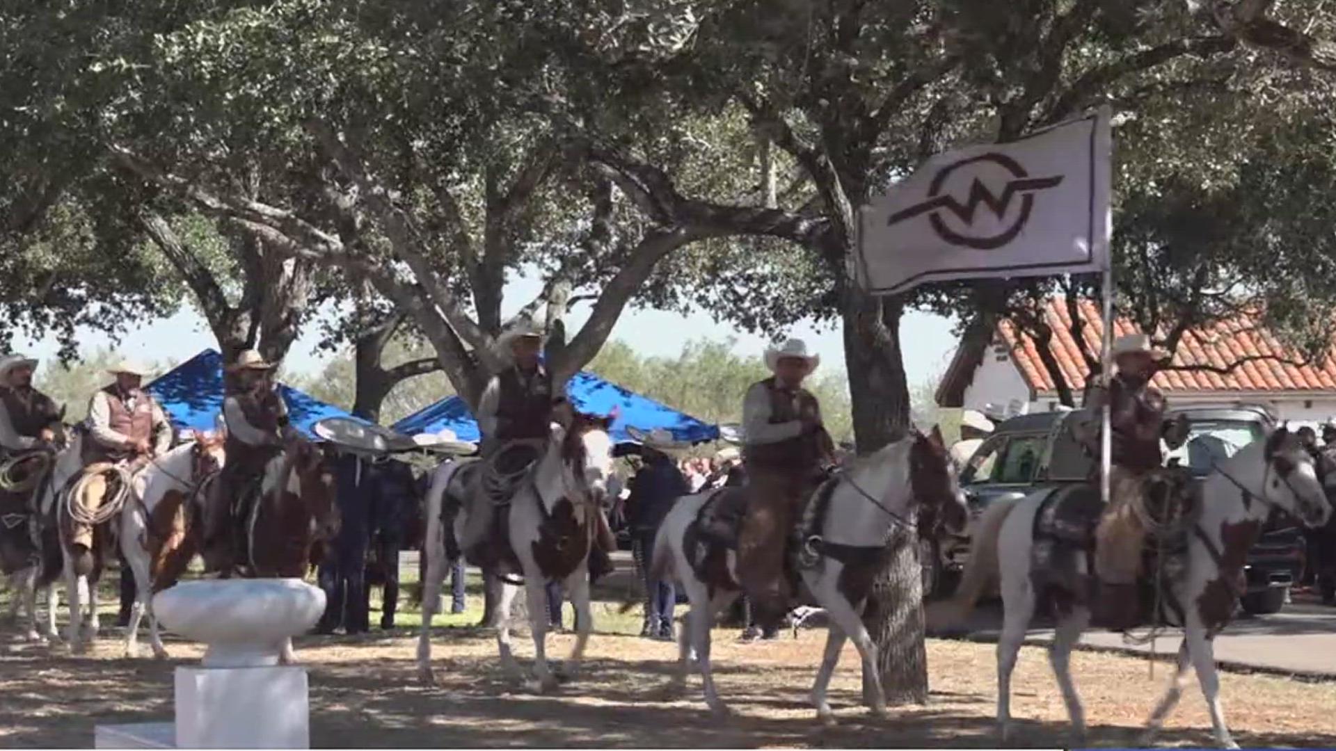 South Texas honors businessman and philanthropist Oscar Wyatt, laid to ...