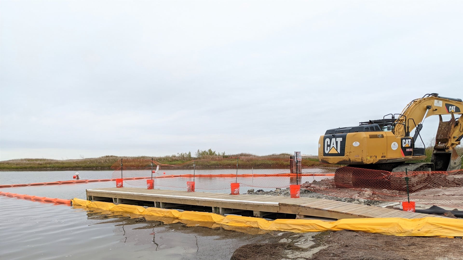 Bird Island Basin boat dock undergoes needed repairs | kiiitv.com