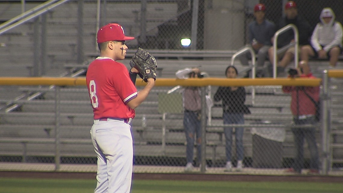 Ray baseball and softball sweeps Moody | kiiitv.com