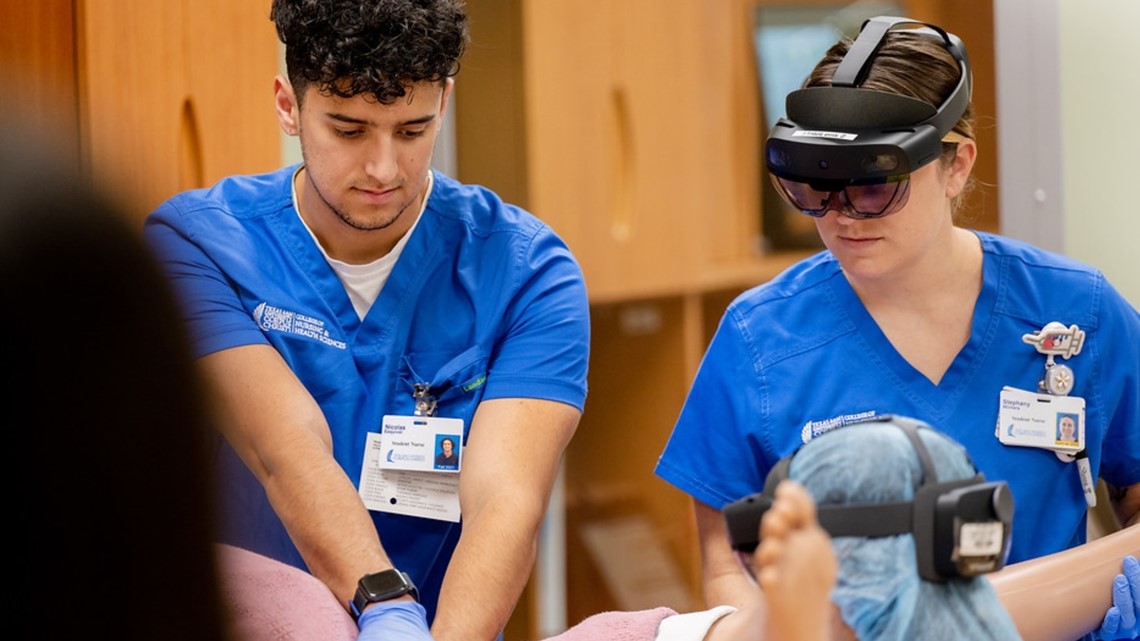 virtual reality technology gives TAMU-CC students new tools | kiiitv.com