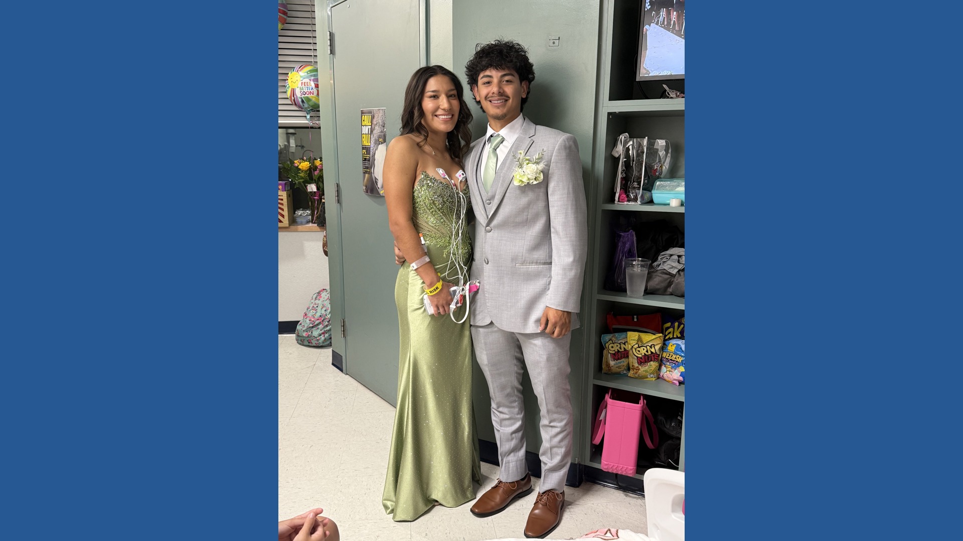 Hospitalized senior celebrates prom in hospital room with family and ...
