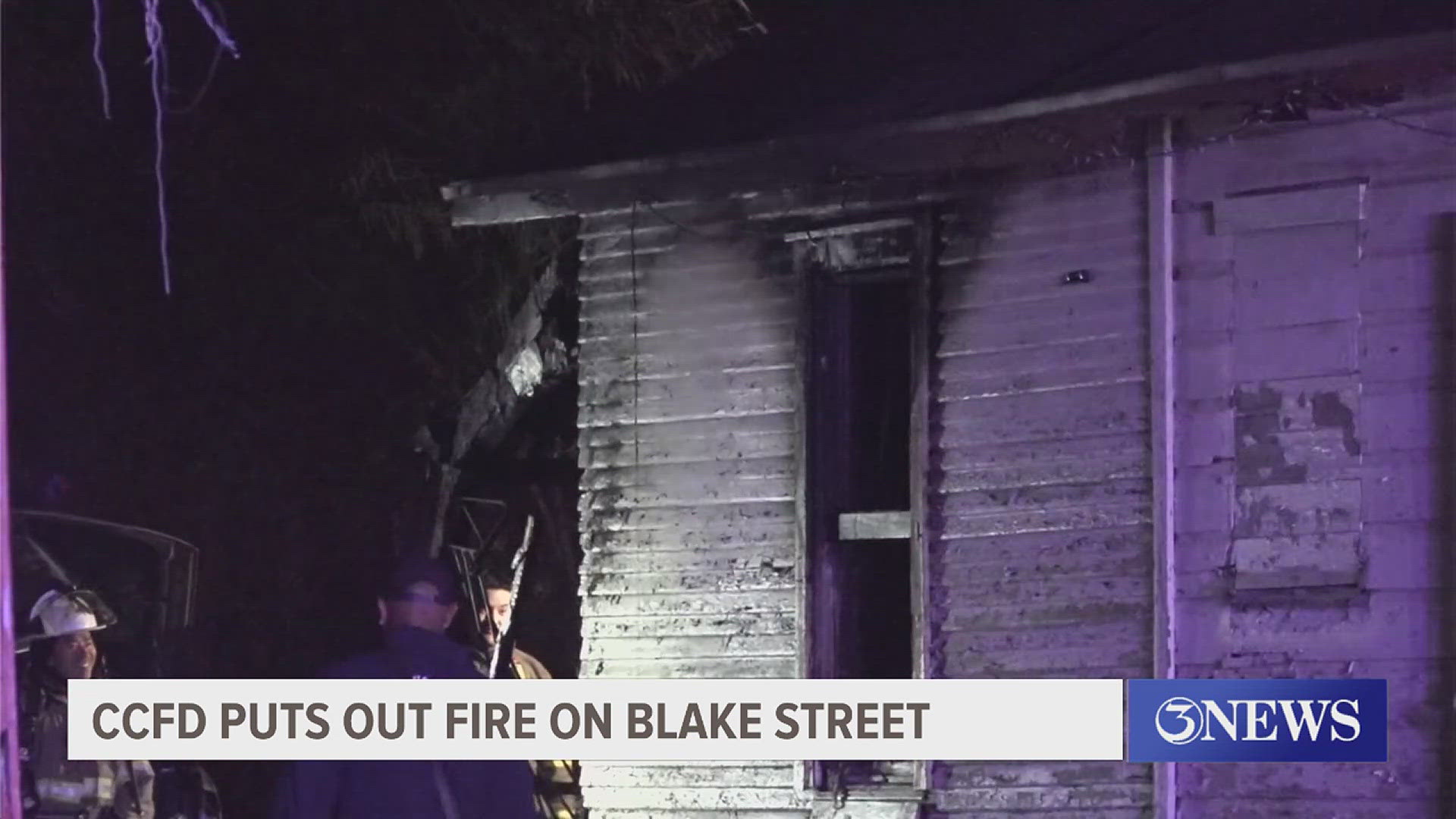 CCFD puts out fire as spreads to nearby trees on Blake Street | kiiitv.com
