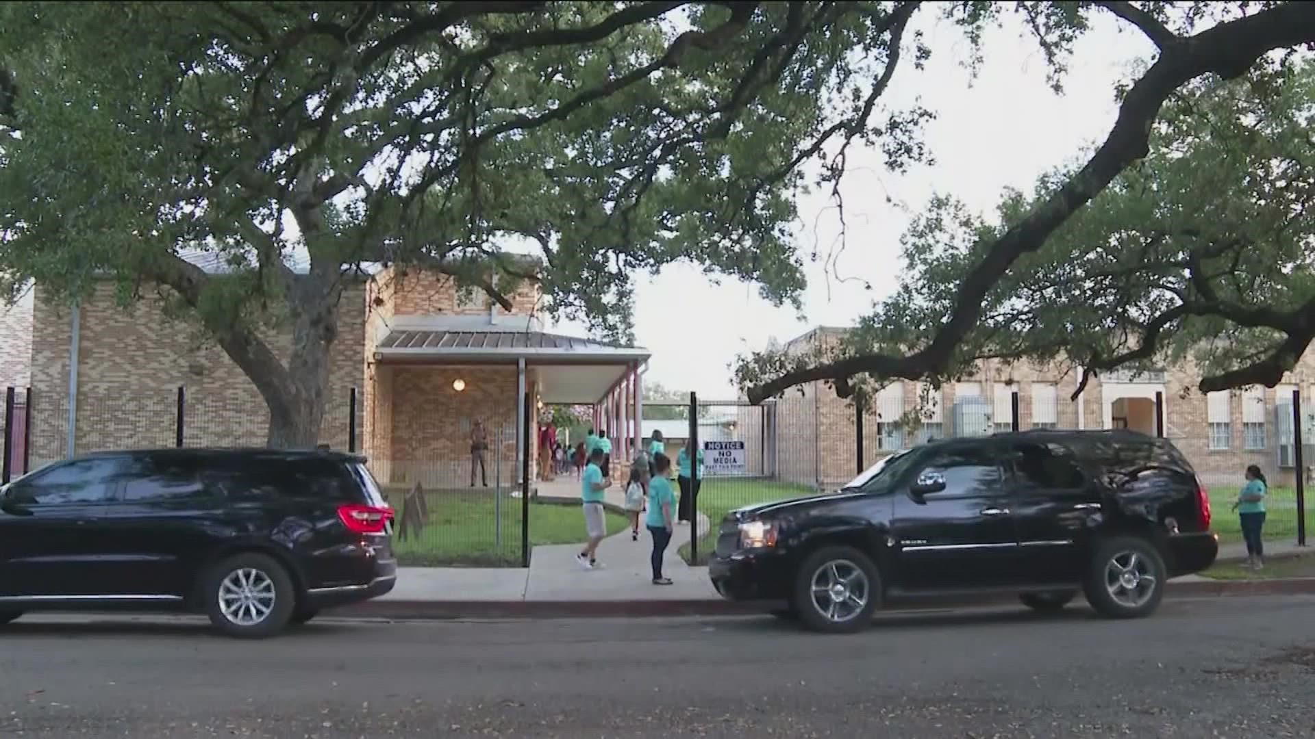 Uvalde shooting aftermath: Students head back to school | kiiitv.com