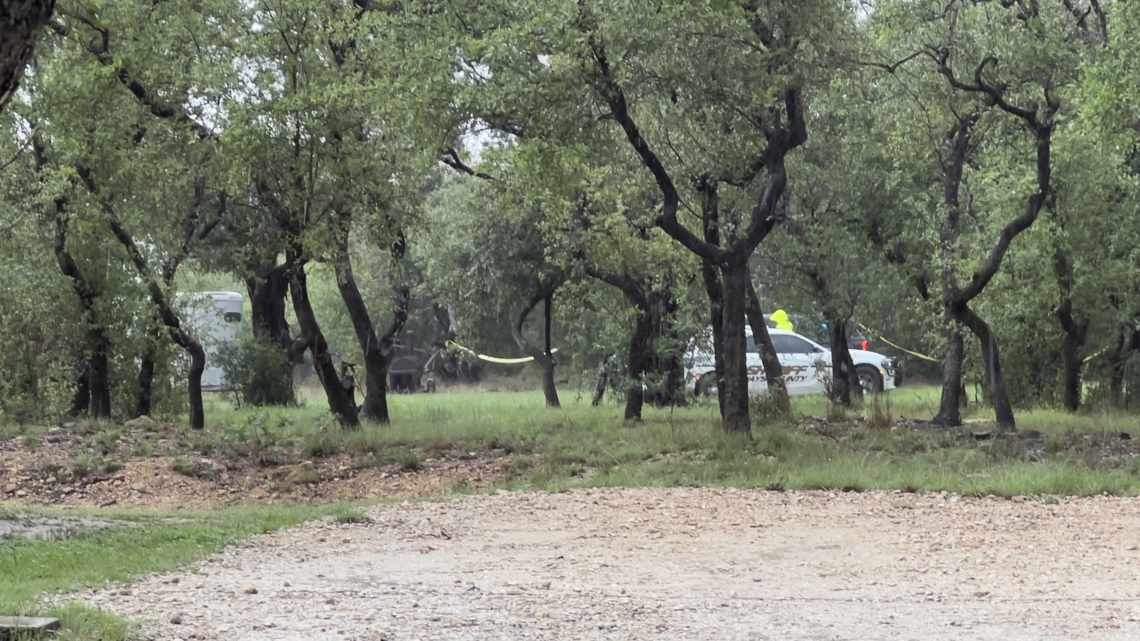 5 dead after small plane crash Thursday night in Wimberley | kiiitv.com