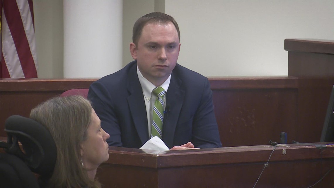 Aaron Dean trial: Defense presents case on day four of testimony ...