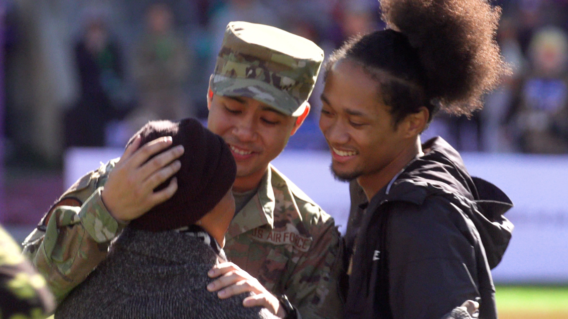 North Texas airman surprises mom battling cancer during Armed Forces ...