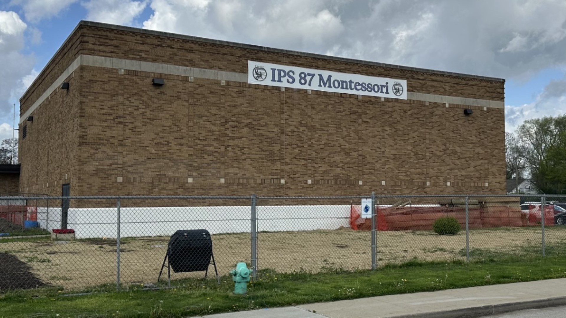 IPS teacher charged after fight recorded of elementary students ...