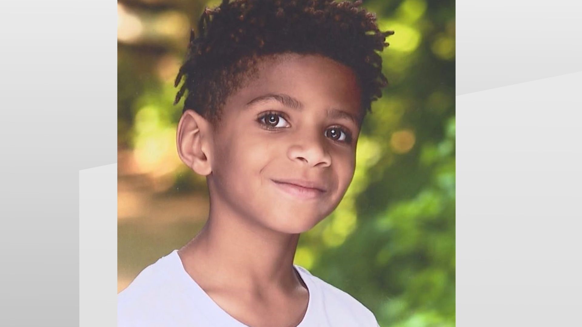 Le'Den Boykins death family holding press conference in Paulding ...