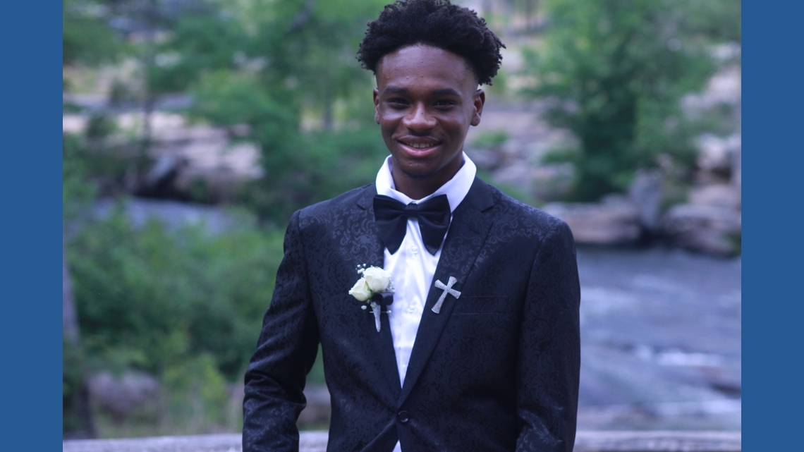 'Breathe for your mama!' | Mother's CPR saves Georgia teen after hidden ...