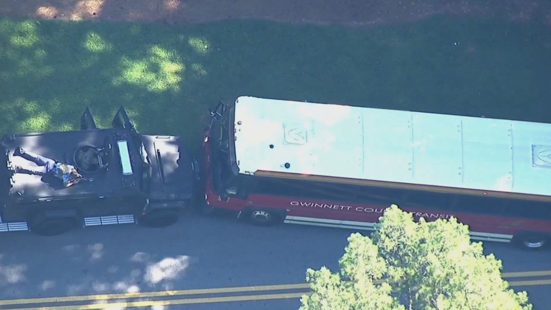 Man gets phone call as wife is on hijacked bus in Atlanta | kiiitv.com